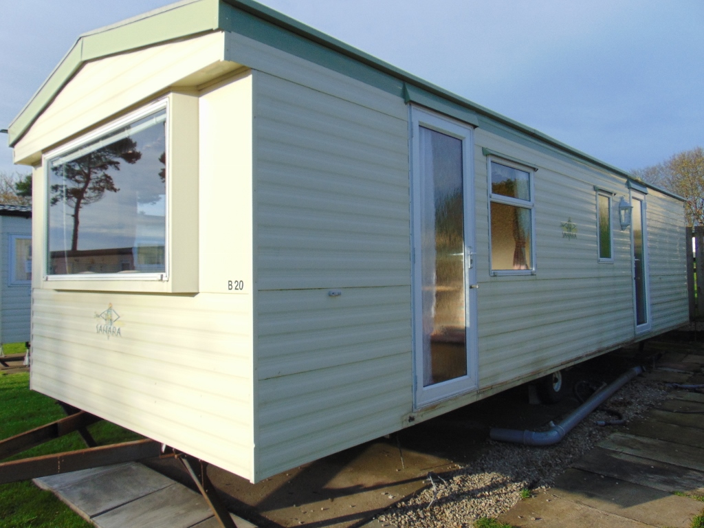 PRE-OWNED 2003 ATLAS SAHARA - Flower of May